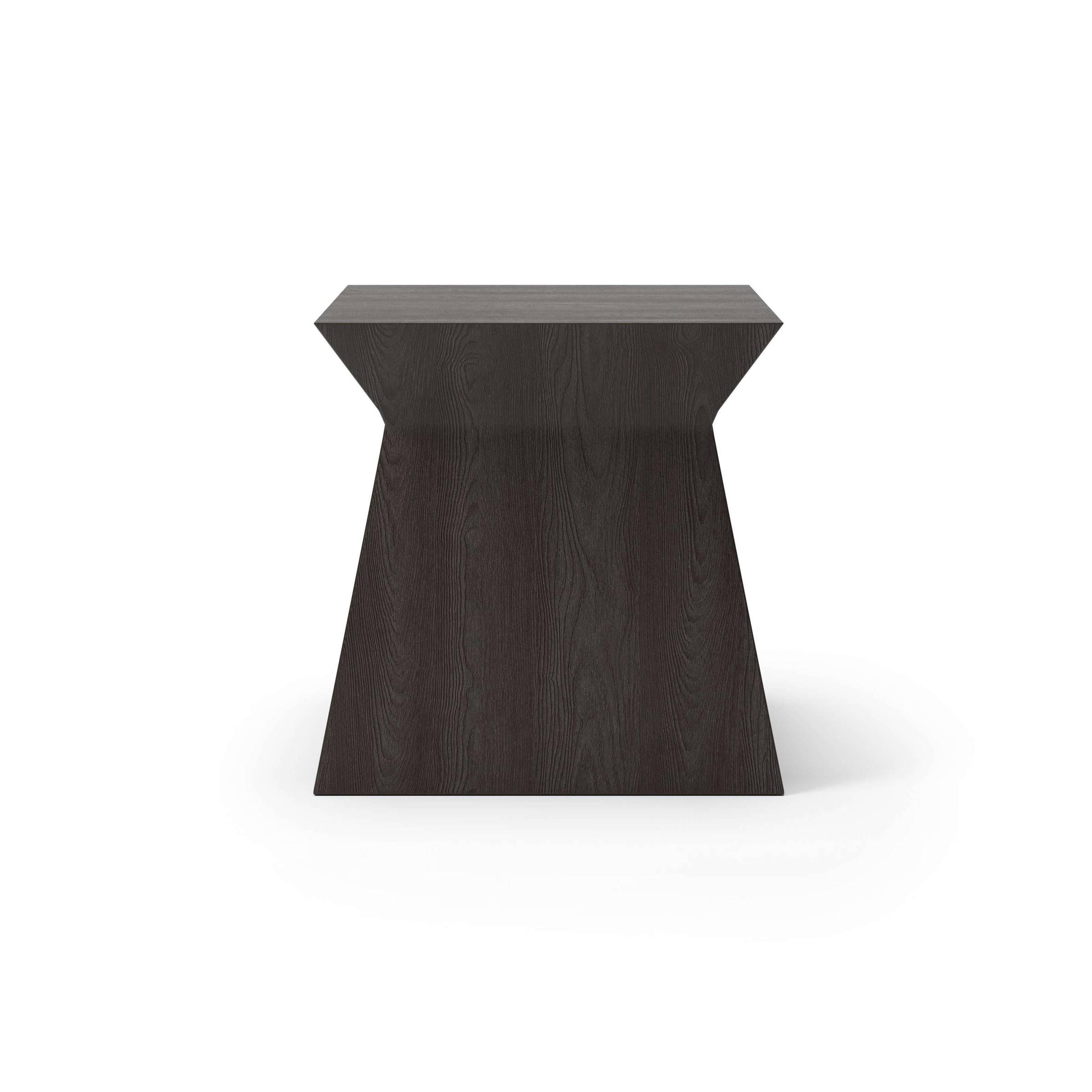 Greco Chow Table | Kreiss